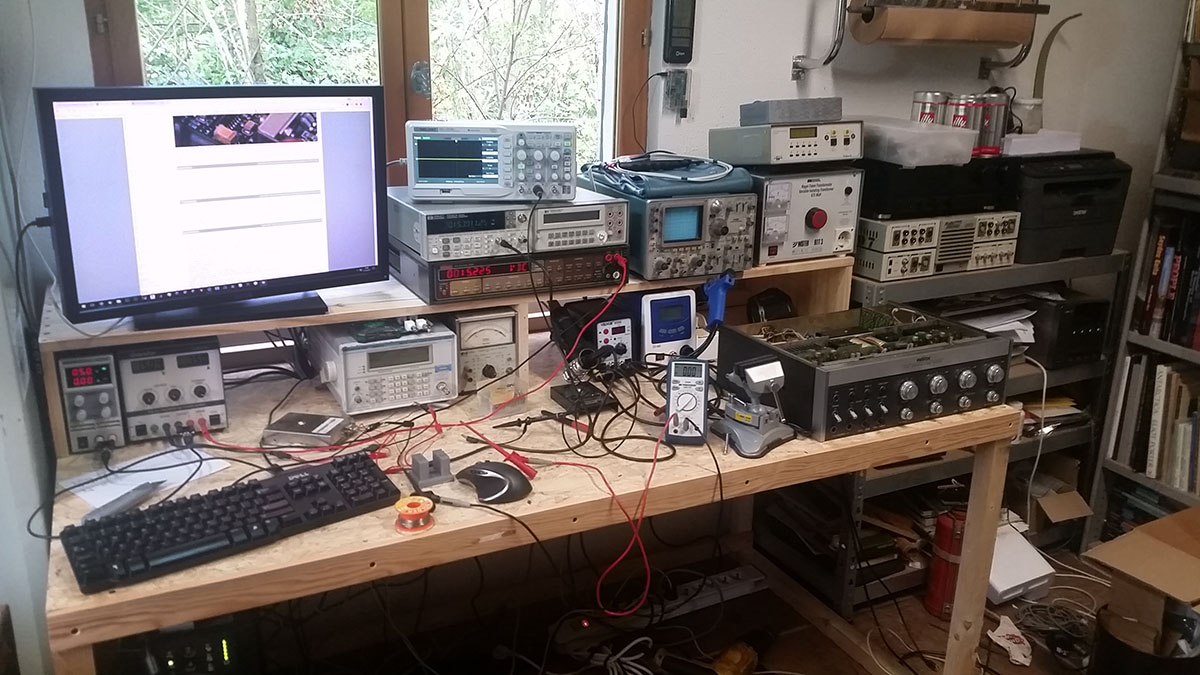 Whats your Work-Bench/lab look like? Post some pictures of your Lab ...